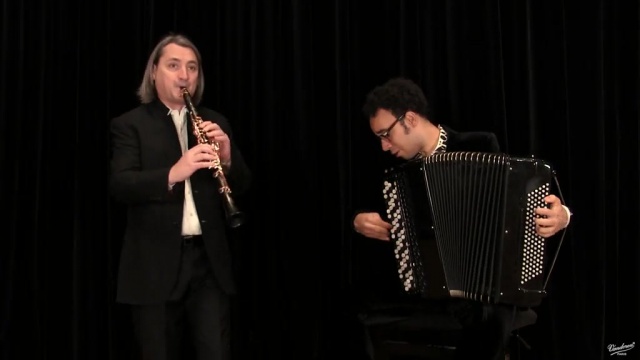 Florent Héau et Théo Ould : Caprice n°13 - N. Paganini • R. Schumann
